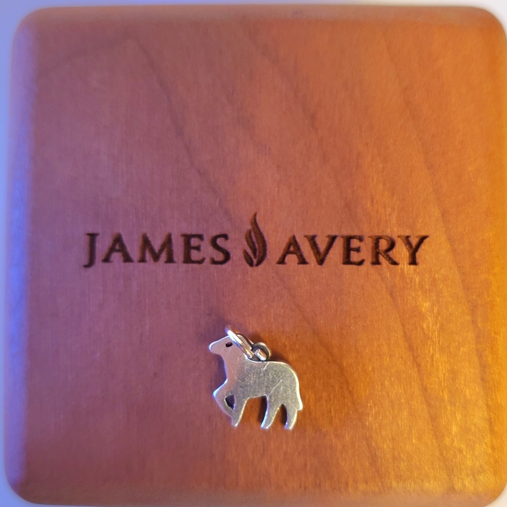 James Avery Retired Little Lamb Of God Charm - Gem